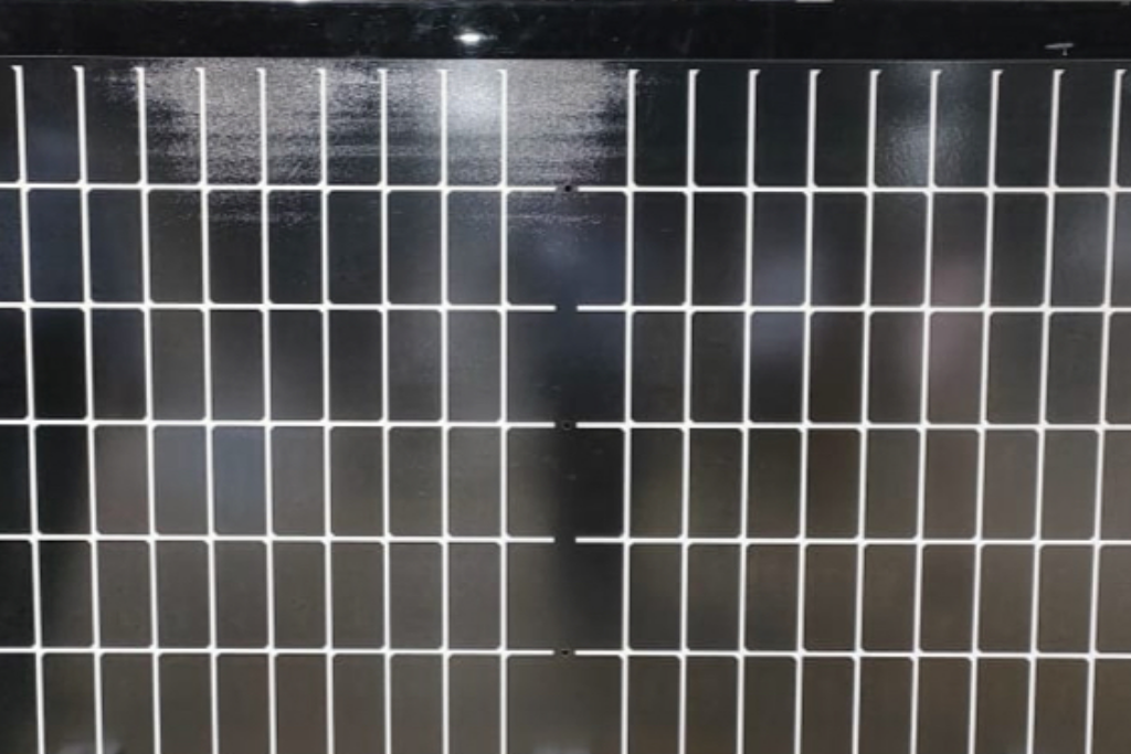 Grid Printed Solar Glass